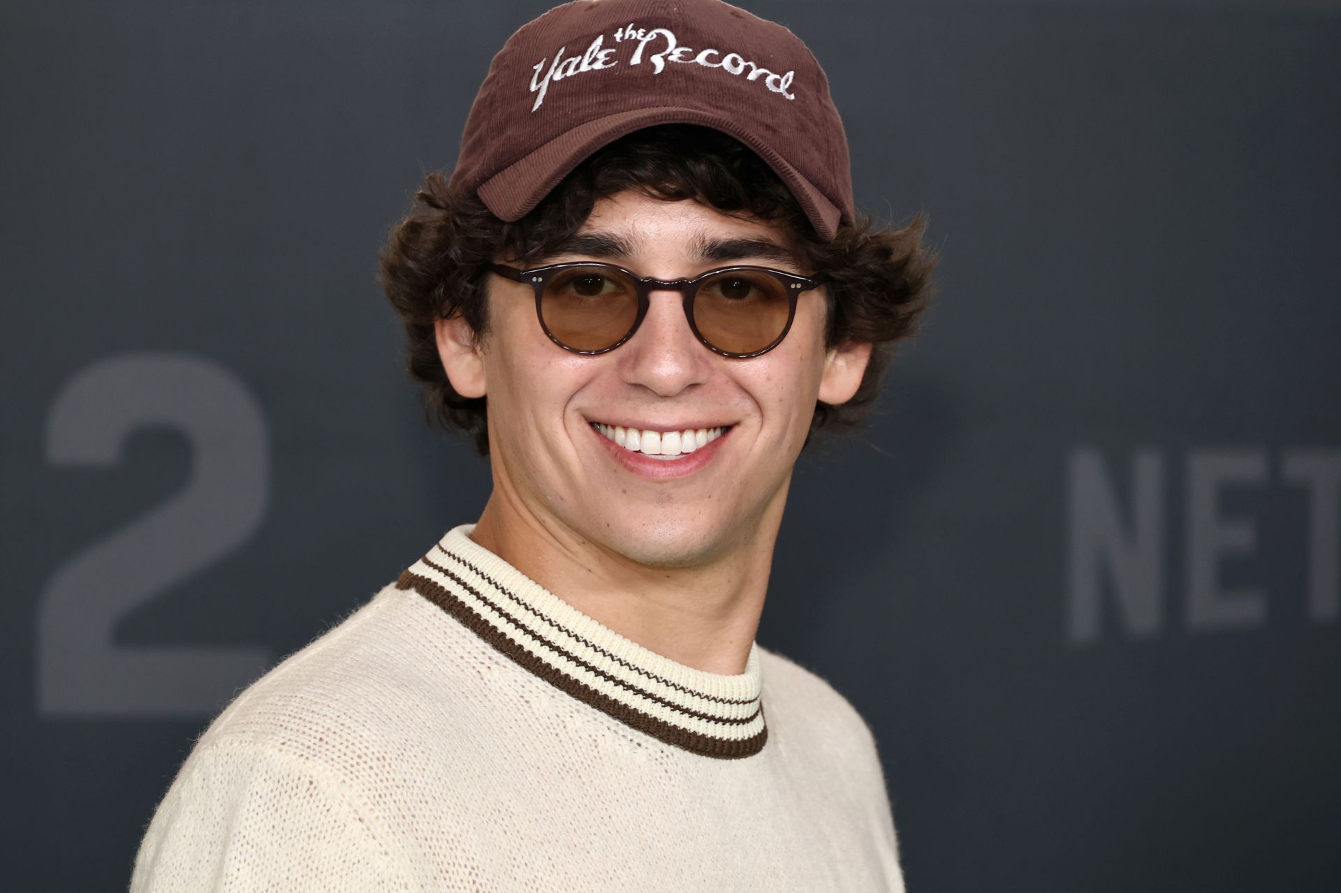 Are Marcello Hernández and Sabrina Carpenter dating? Comedian explains ...