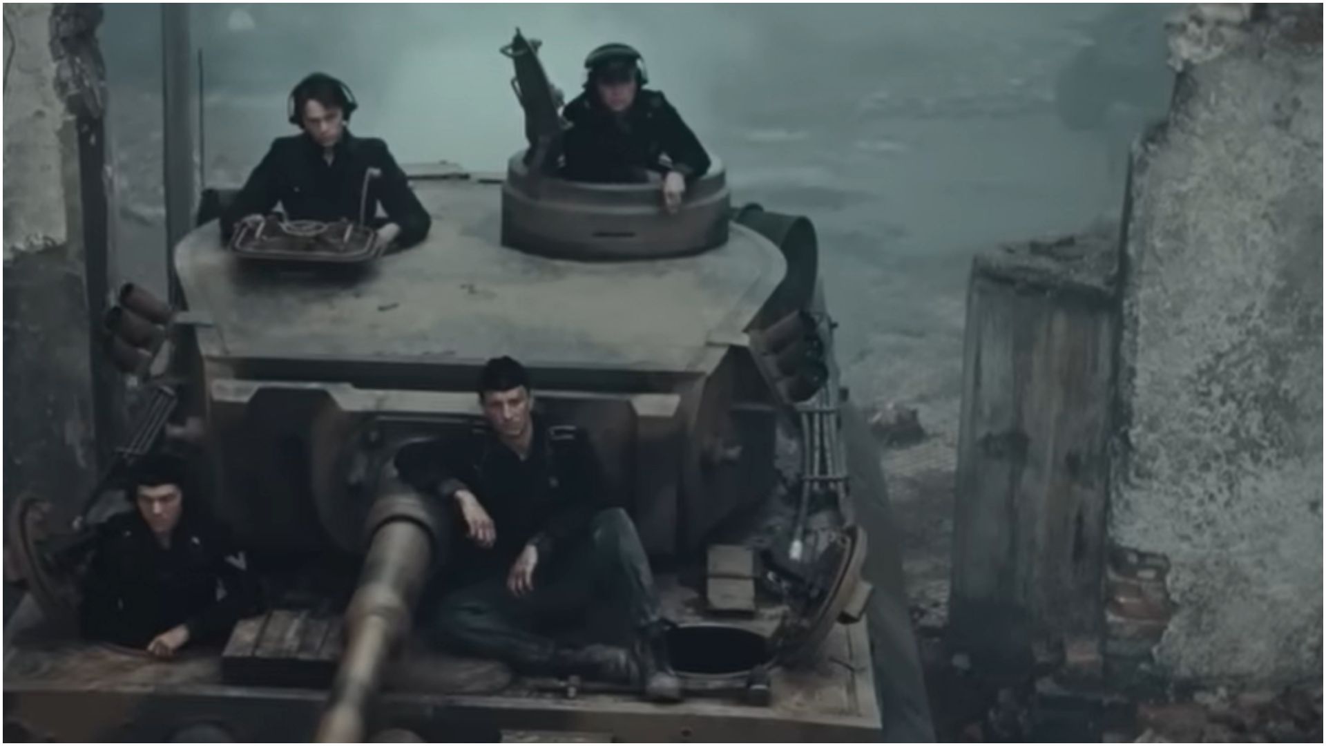 Der Tiger cast and characters: Here's who brought the Prime Video war ...