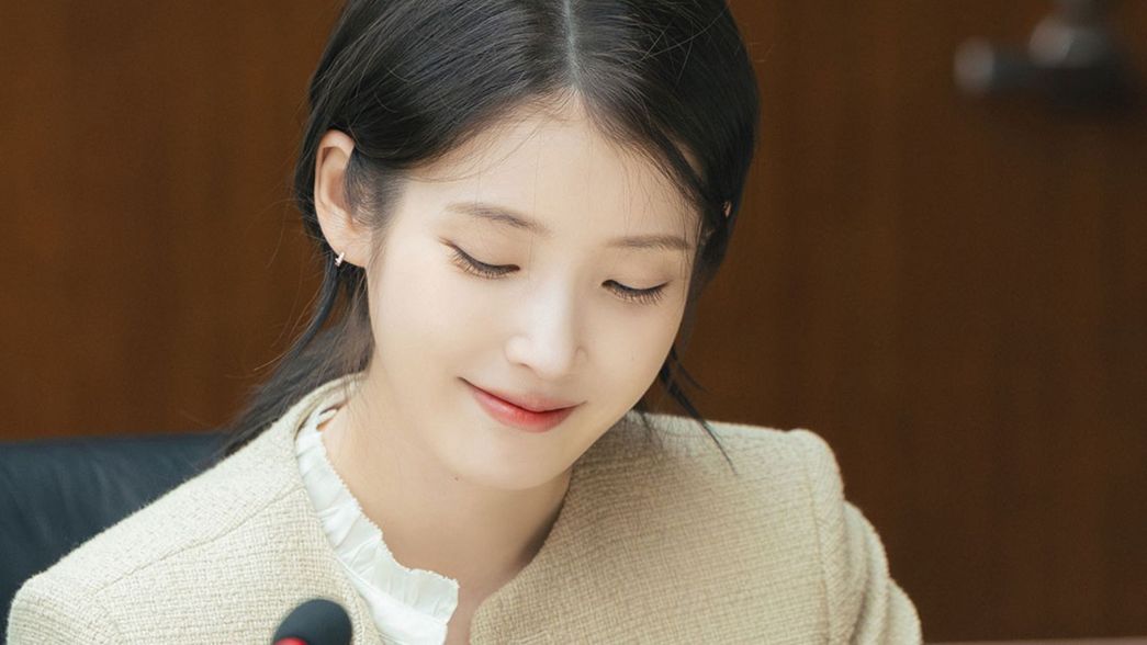 Perfect Crown: Disney+ and MBC unveil script reading photos of Byeon ...