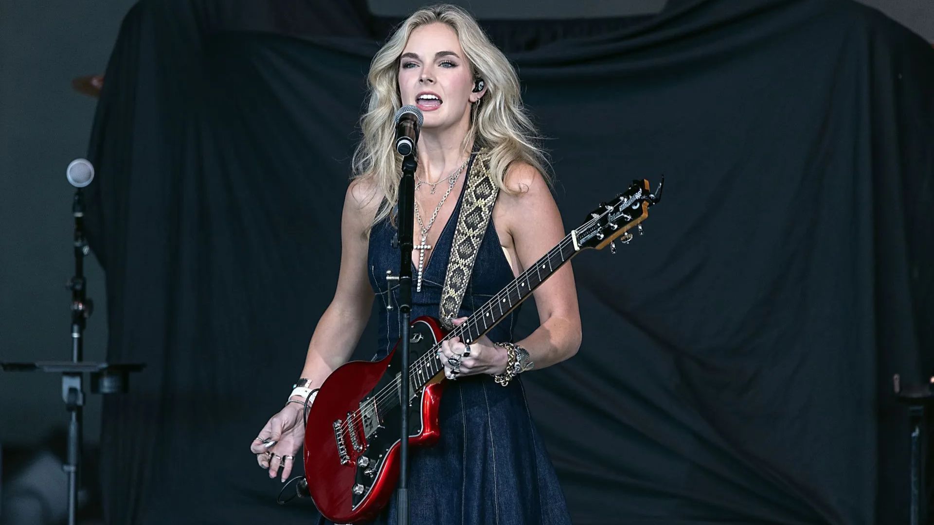Who is Karley Scott Collins? All we know about Keith Urban's reported ...