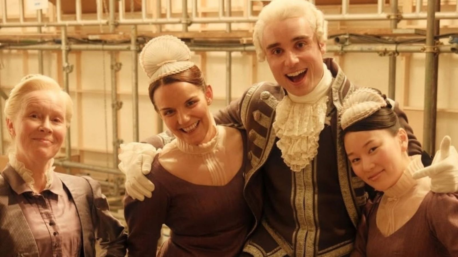 Penwood's footman Alfie is the MVP of Bridgerton Season 4 Part 1 and ...