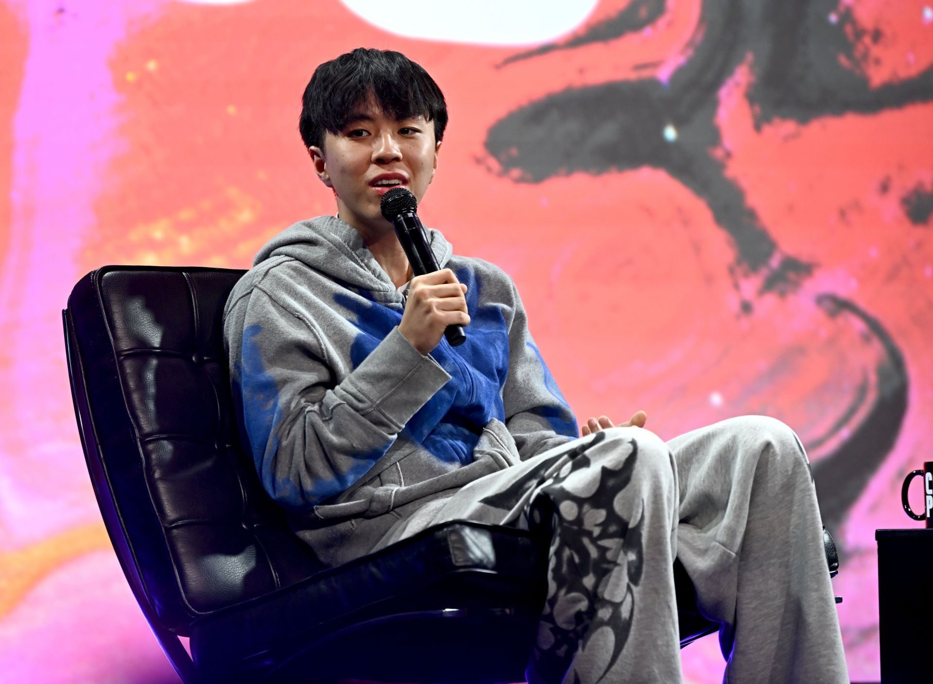What is Ray Asian Boy's real name? Everything to know about the streamer as he's moving back to ...