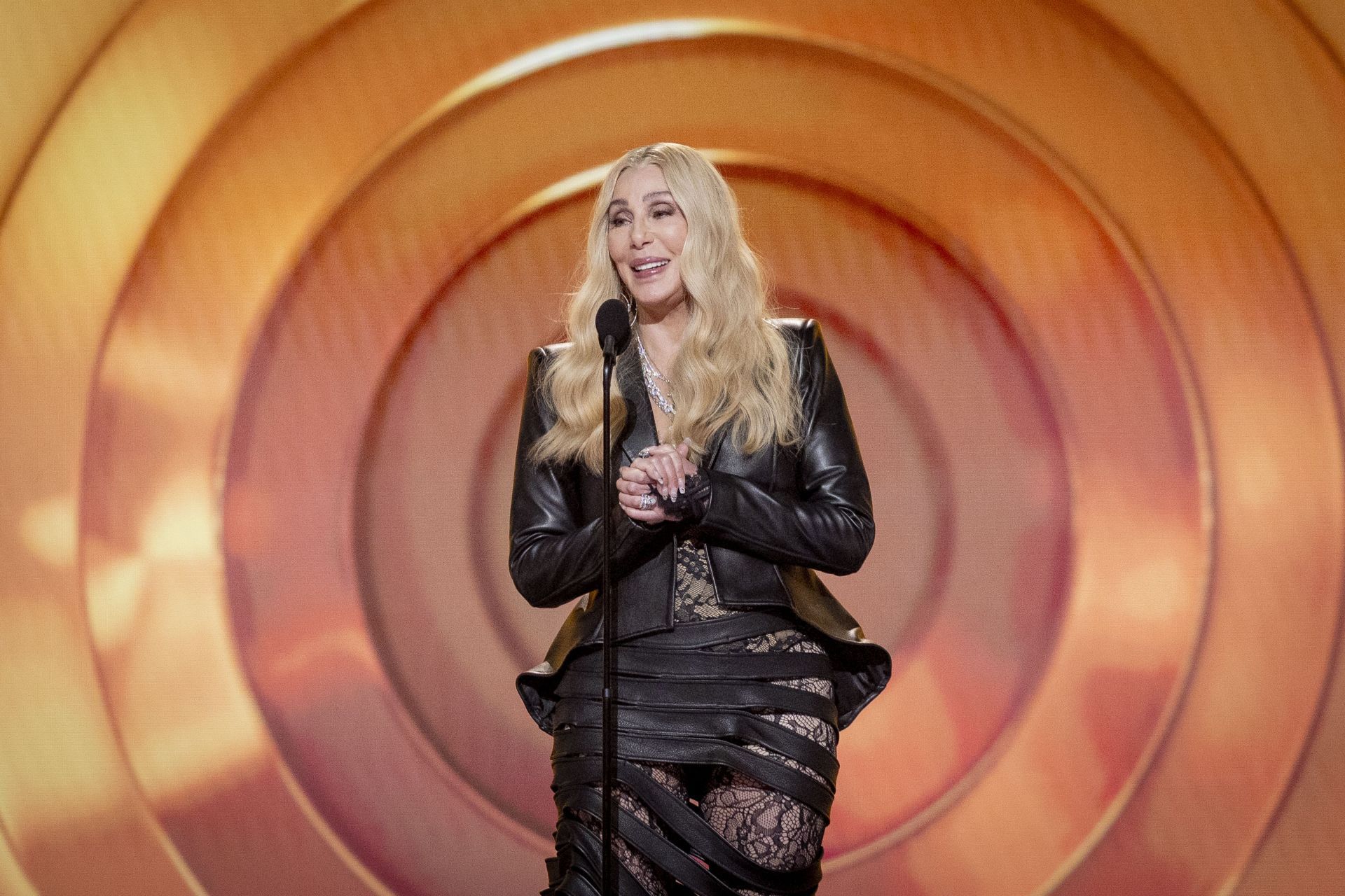 What did Grammys producer say about Cher's presentation slip-up? Exec ...