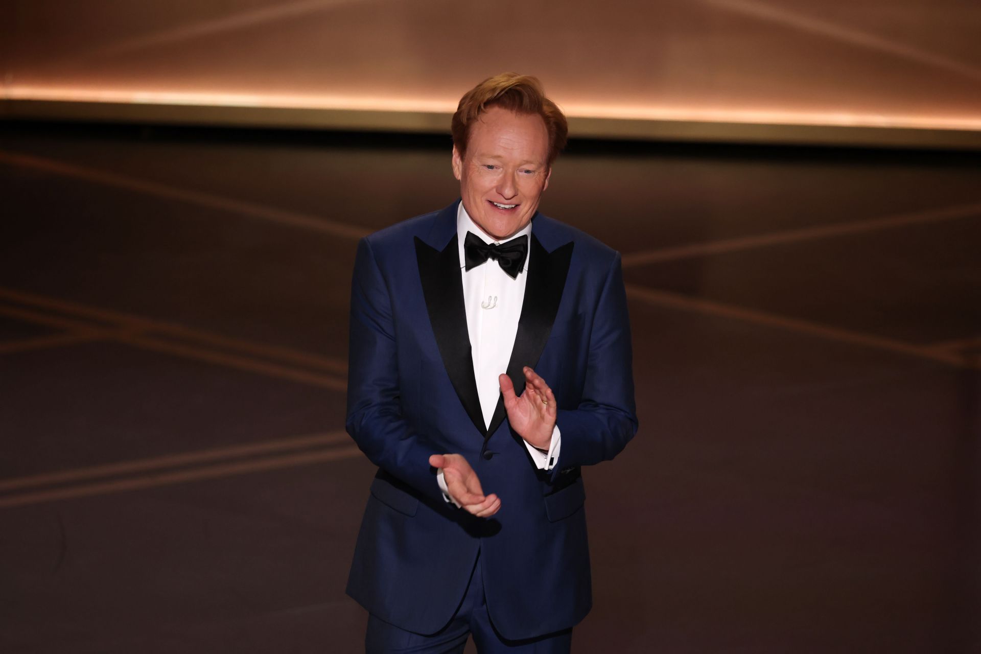 Oscars 2026 opens with Conan O’Brien parodying ‘Weapons’ villain Aunt ...