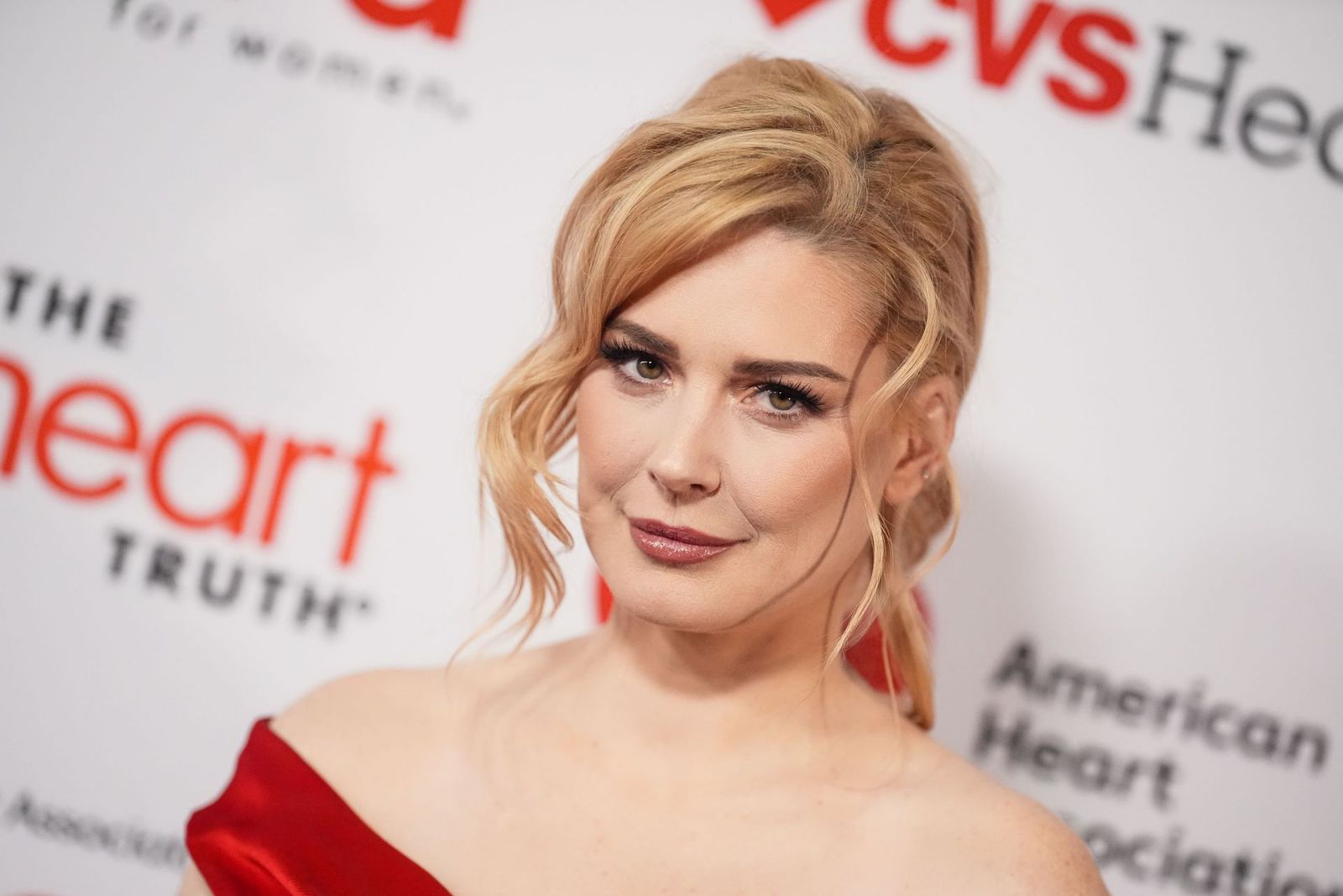 Virgin River cast and characters: Virgin River Season 8 cast and ...