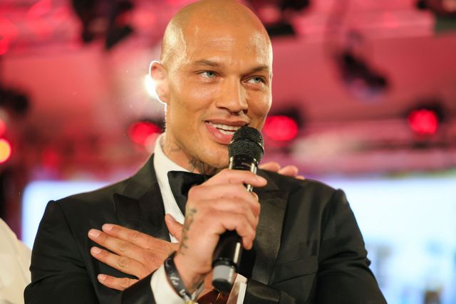 What was Jeremy Meeks arrested for? Actor recalls fan mail flood after ...
