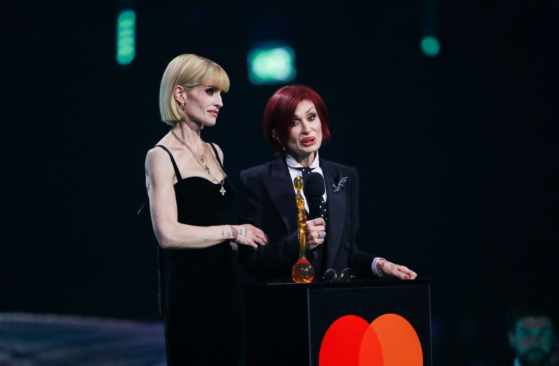“What happened to Kelly Osbourne?”: Kelly Osborne BRIT Awards ...