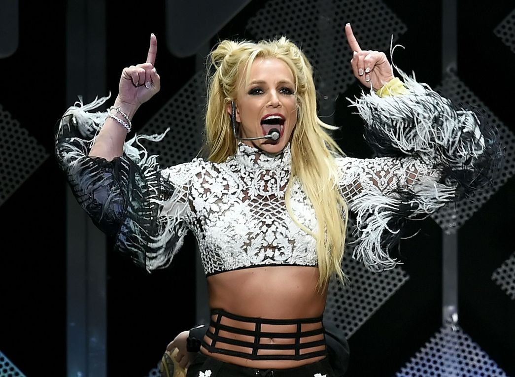 "River sends you guys a message": Britney Spears shares cryptic posts ...
