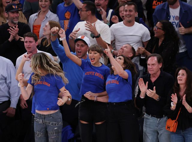 "The one that bothers me": Hank Azaria playfully gripes over Taylor ...