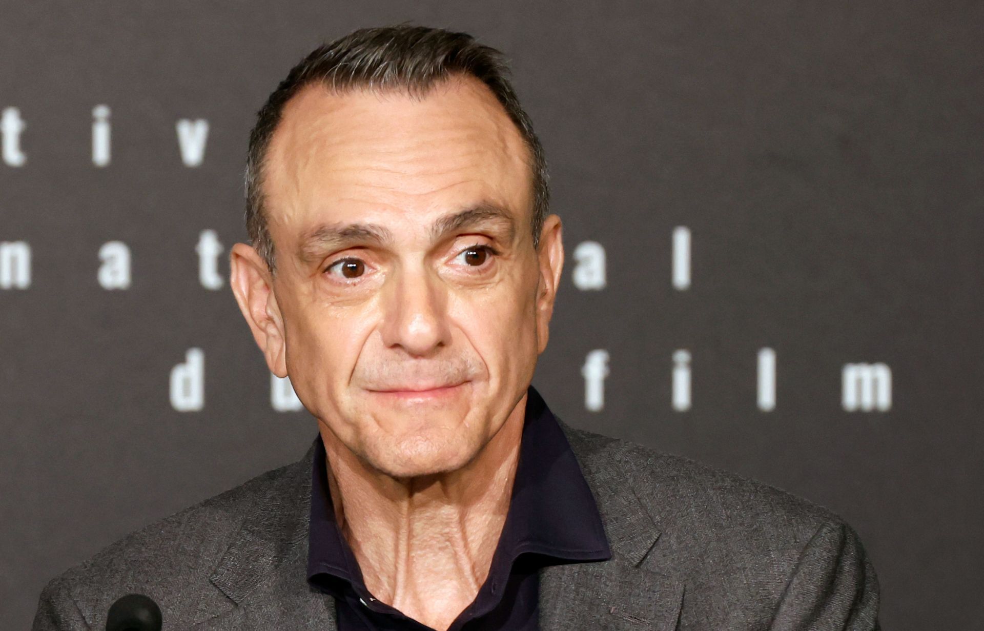 "The one that bothers me": Hank Azaria playfully gripes over Taylor ...