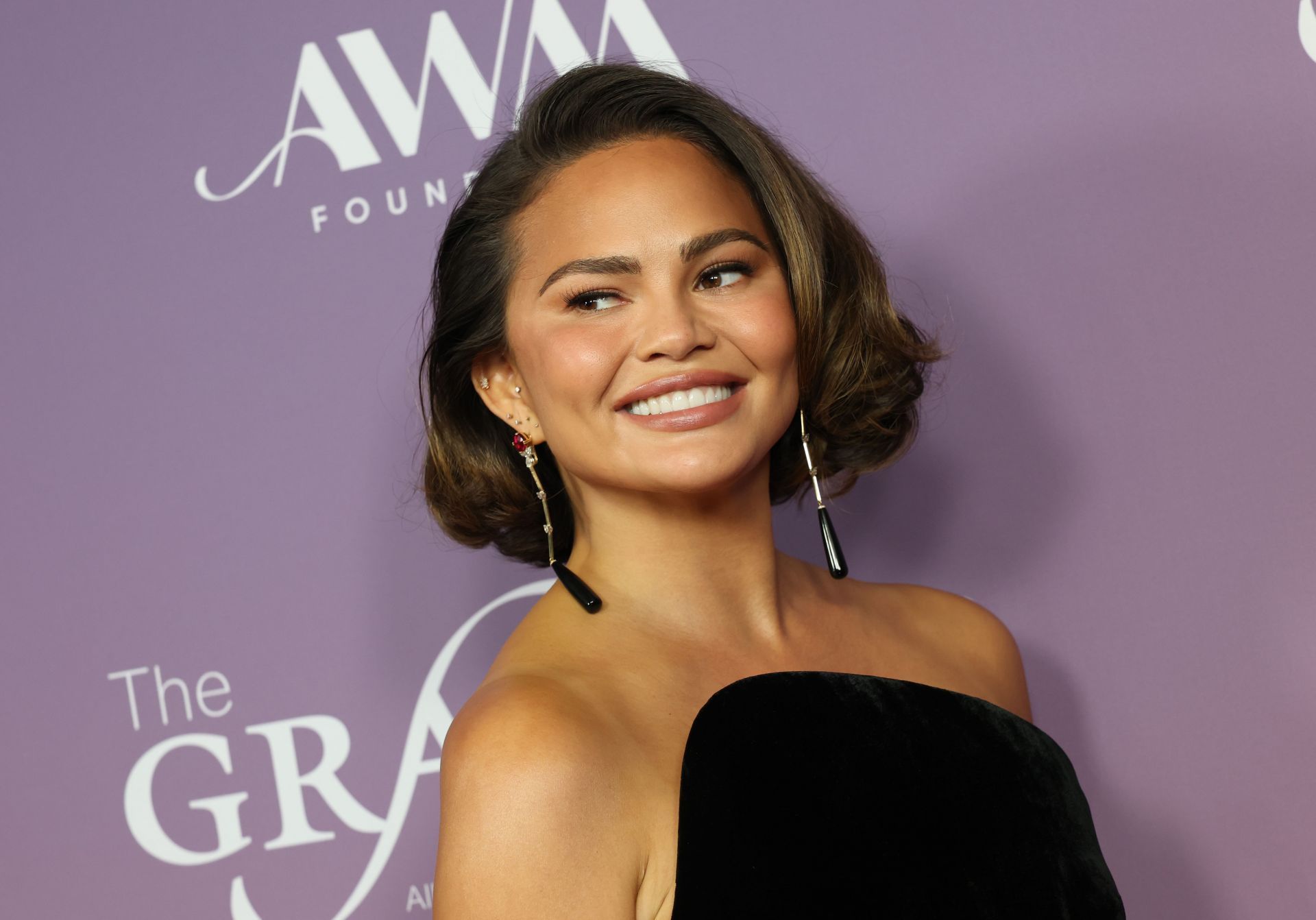 Who are Chrissy Teigen’s parents? Model mourns Dad Ron Teigen's Death